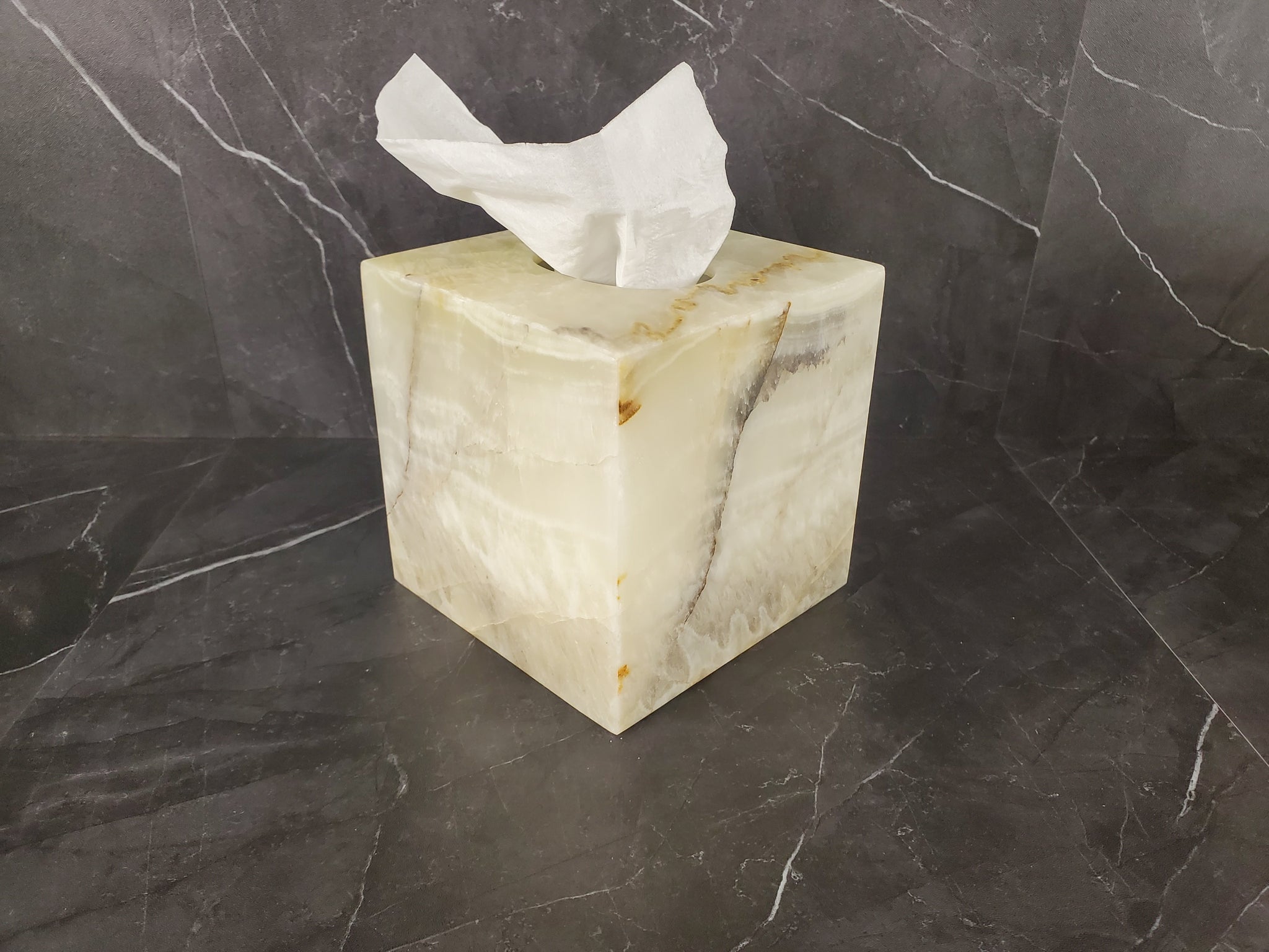 TCSQ_53 Green Onyx Tissue Box Cover (Cube)